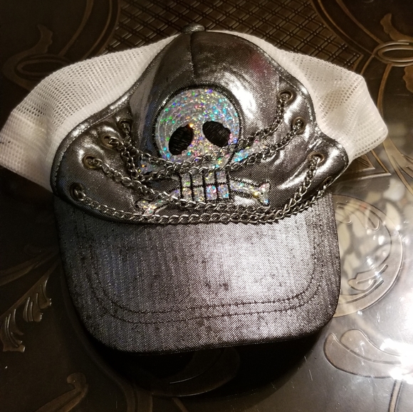 unknown | Accessories | Silver Chain Skull Baseball Hat Retro | Poshmark